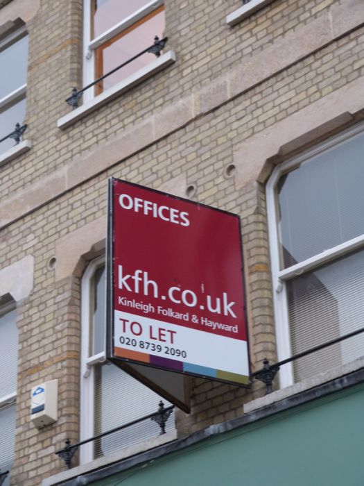 Wall mounted V-board | Henderson Signs